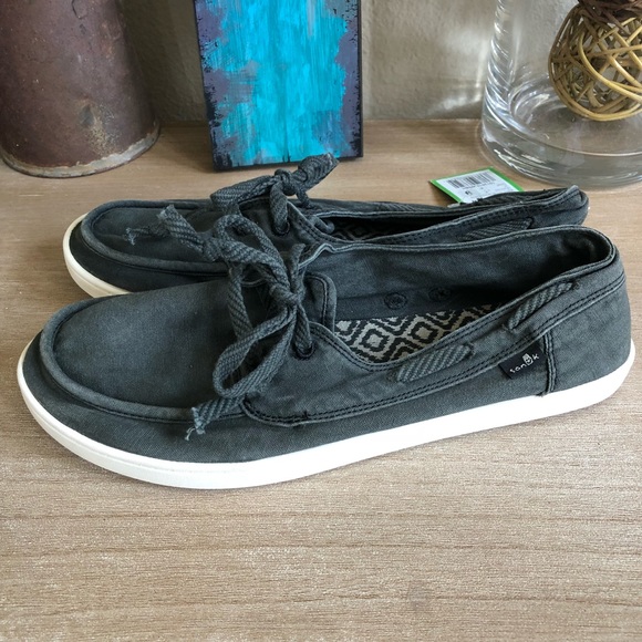 Sanuk | Shoes | Sanuk Pair O Sail Shoes Sidewalk Surfers | Poshmark